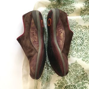 Merrell | Shoes | Merrell Arabesque Leather Zip Slip On Flat Shoes 8 ...